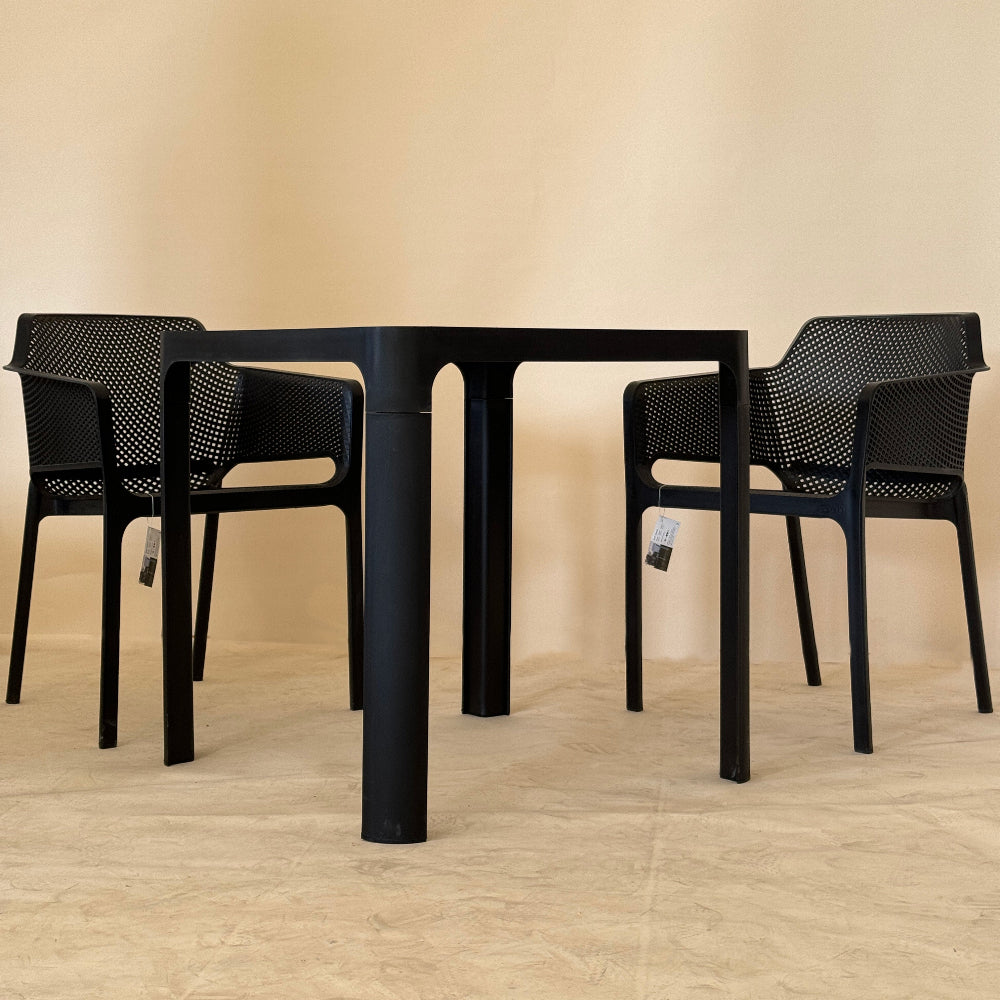 Dot Standard Table – Sereno